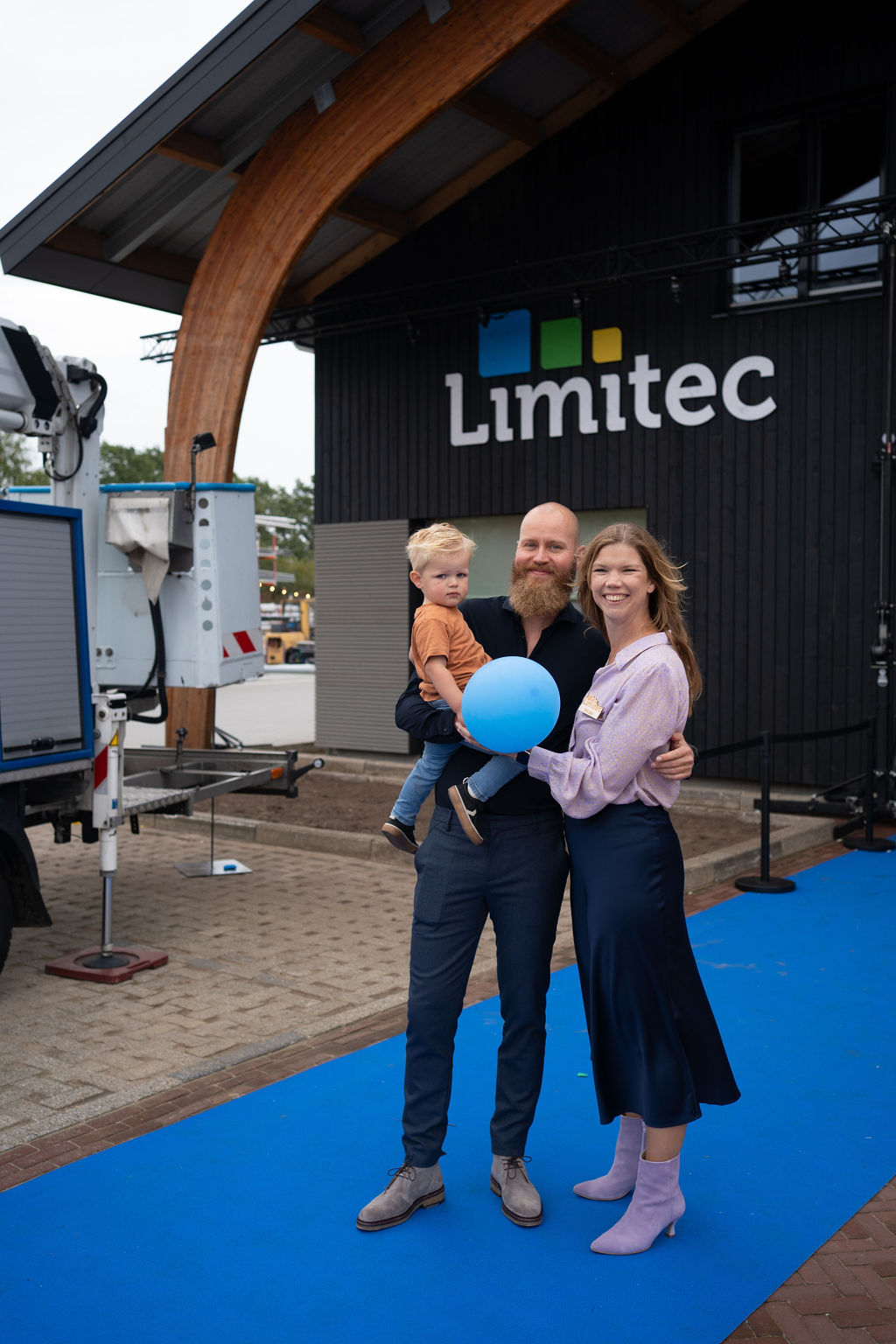 Limitec opent nieuw circulair pand aan Noorwegenweg - Omroep NOOS